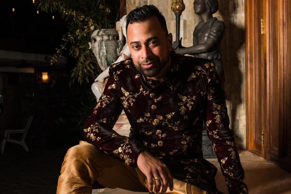 Ravi pays tribute to Sundar Popo - Soca News